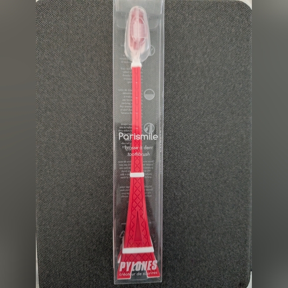 Pylones | Bath | Eiffel Tower Toothbrush | Poshmark